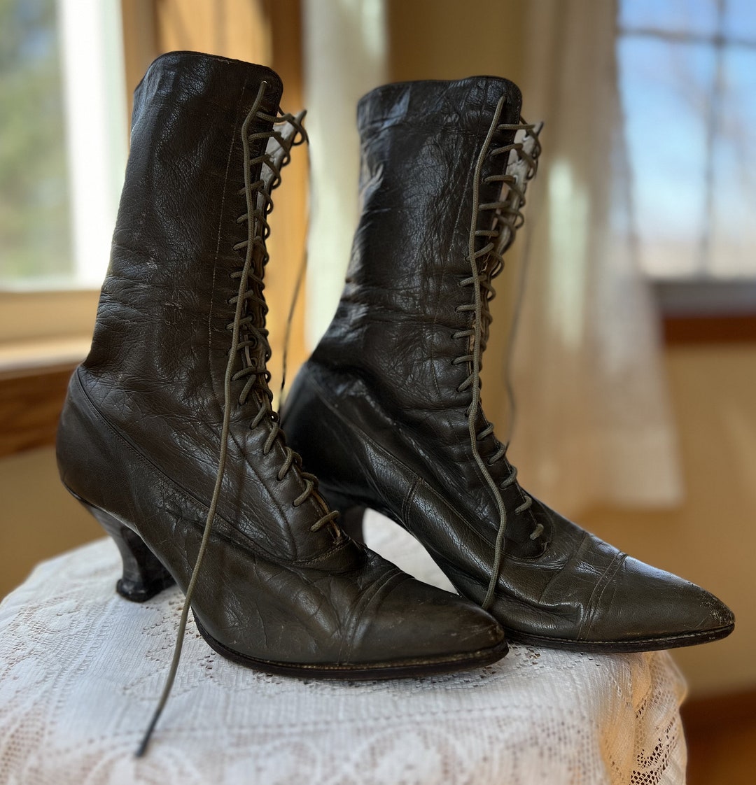 Vintage / Antique Golden Eagle Lace up Ladies' Leather Boots, Size 5 or ...