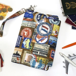 Multiple Passport Holder and Travel Document Organizer for 2 4 6 ...