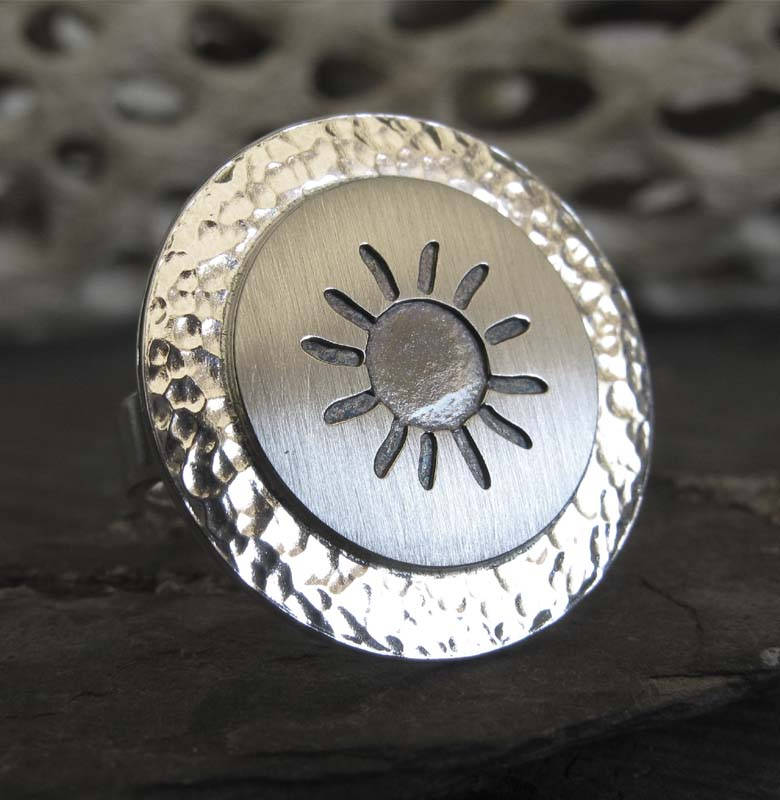 Sun ring in sterling silver. Unique bold statement ring. 4mm | Etsy