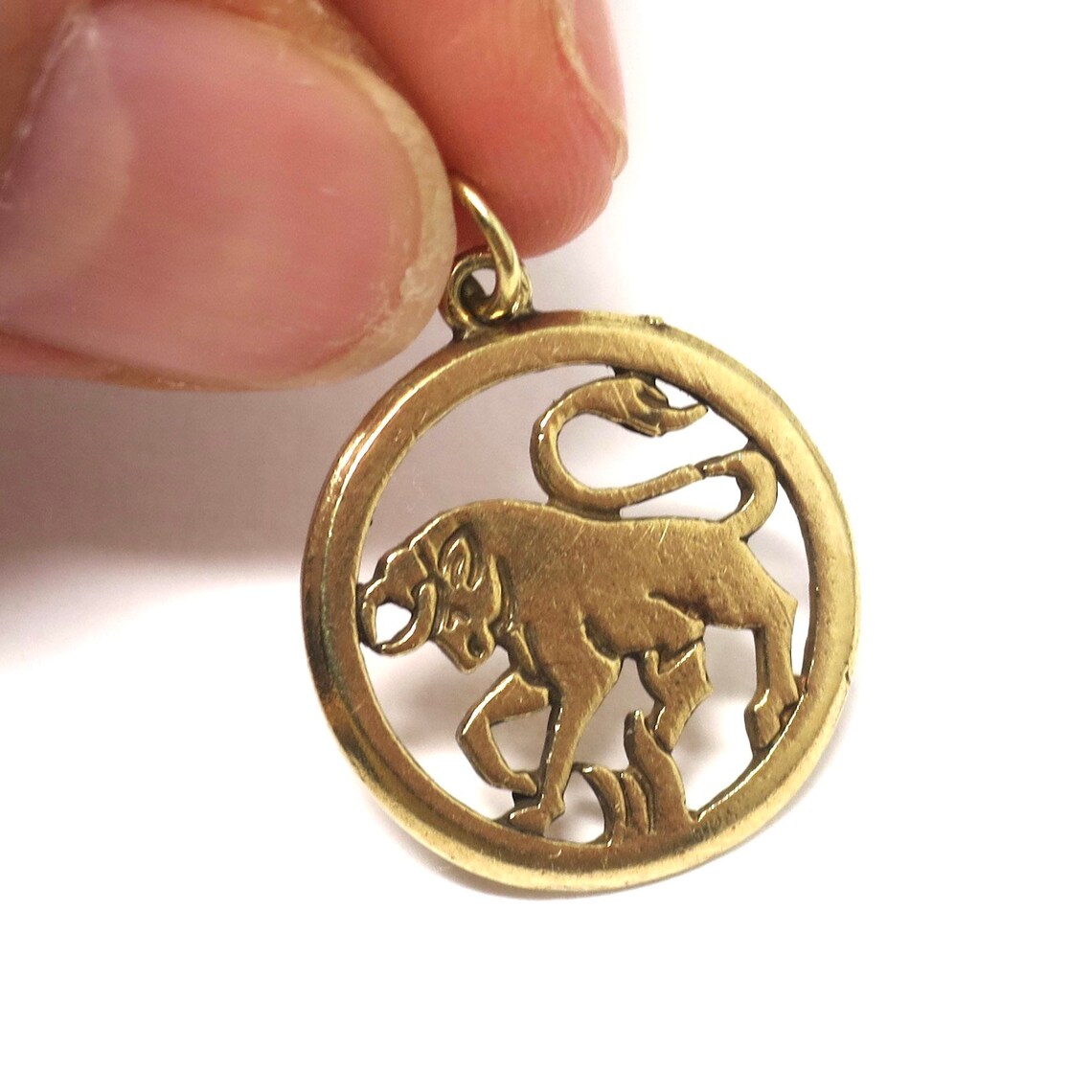 Vintage 1970's 9ct Gold Taurus Zodiac Disc Charm - Etsy