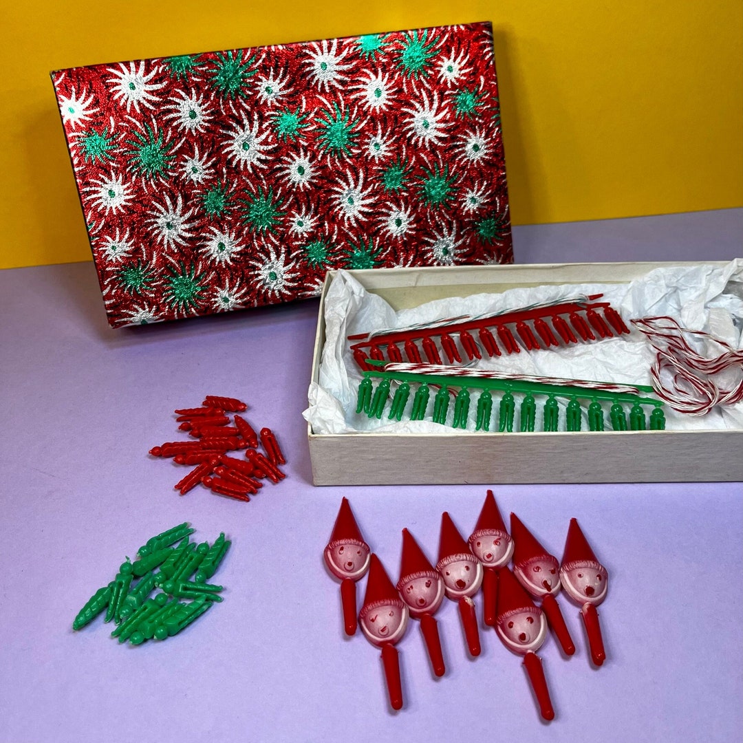 Vintage Pegs and String for Displaying Christmas Cards - Etsy