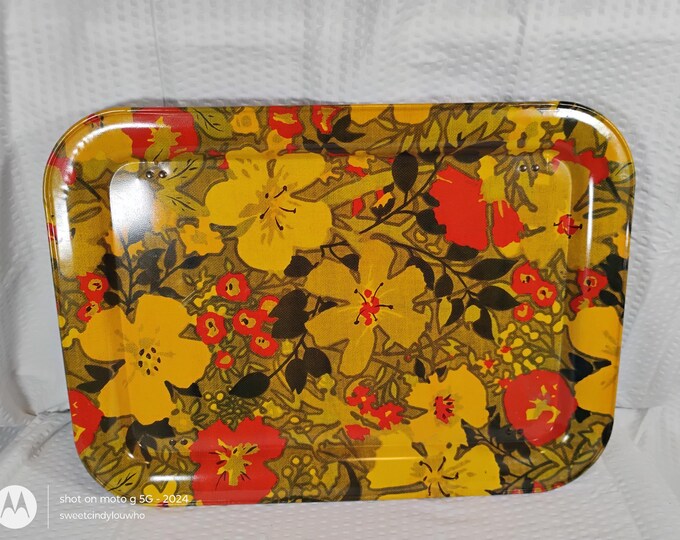 Vintage Metal TV or Lap Tray With Folding Legs Retro 1970s Bold Floral ...
