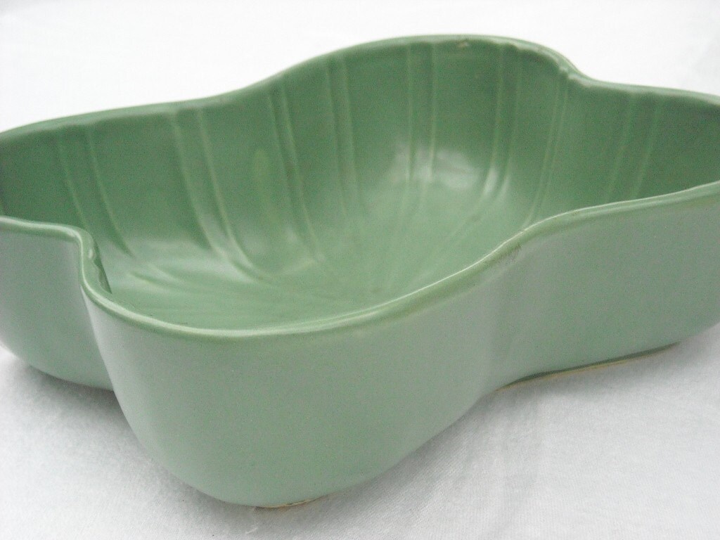 Vintage Regal Pottery Celadon-colored Bone-shaped Ceramic Dish - Etsy
