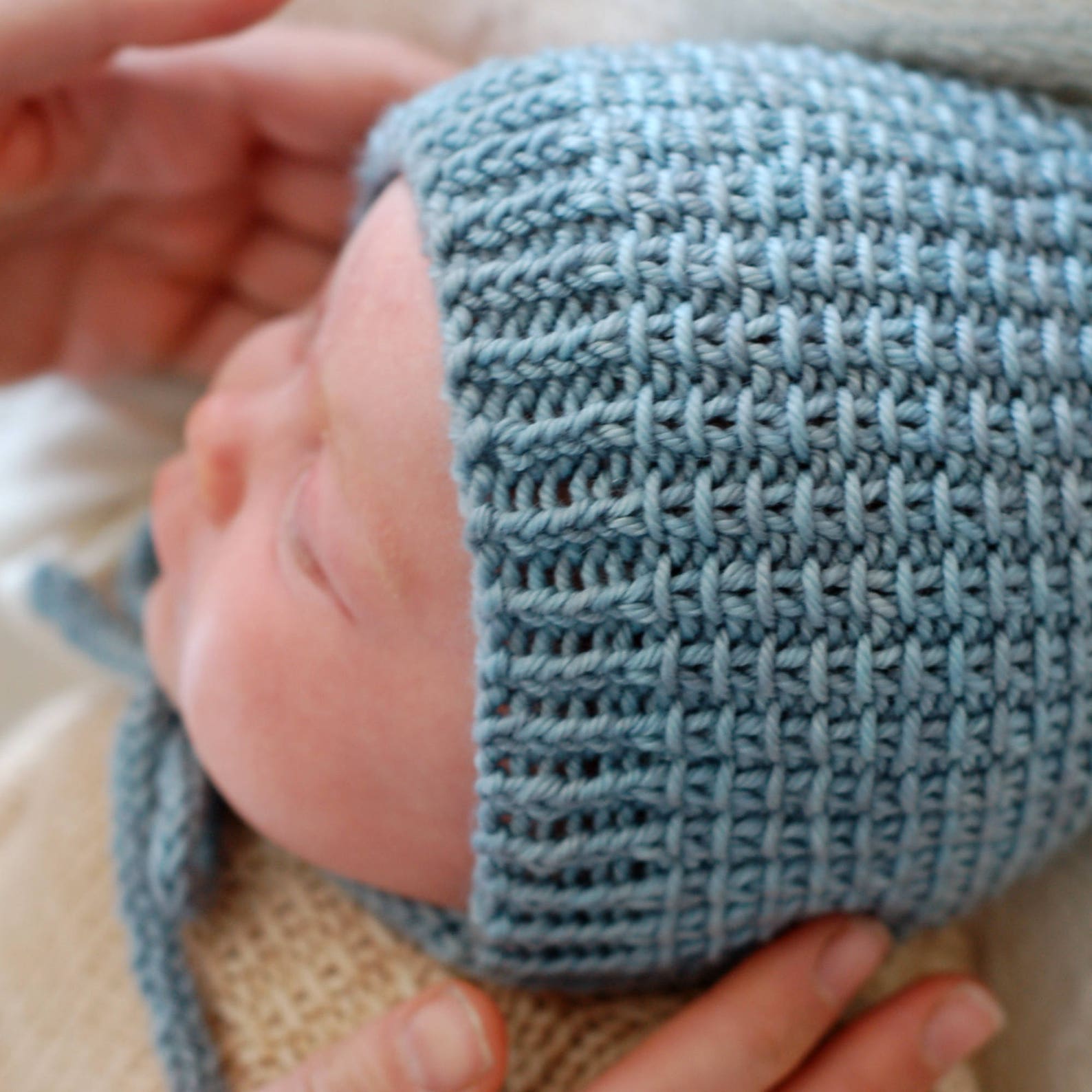 Little Bonnet PDF Knitting Pattern - Etsy