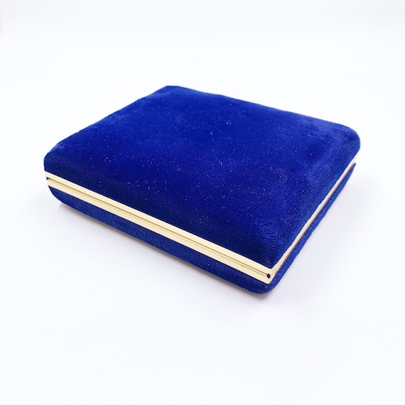 Vintage Blue Velvet Clamshell Jewelry Box Retro Clamshell - Etsy