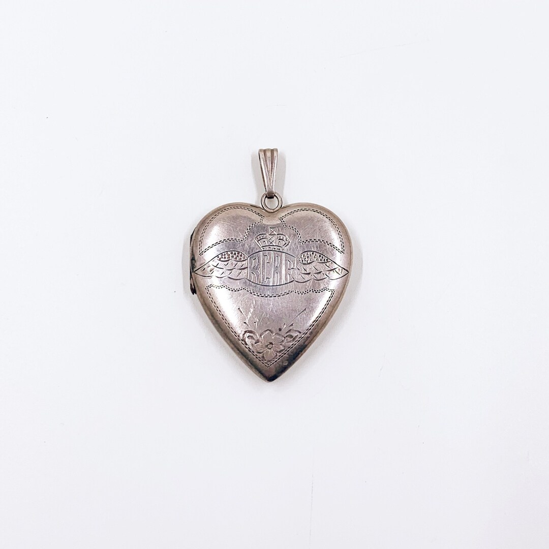 Vintage WWII RCAF Sweet Heart Locket | WWII Royal Canadian Air Force ...