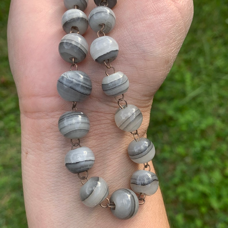 Vintage Grey Banded Agate Necklace - Etsy