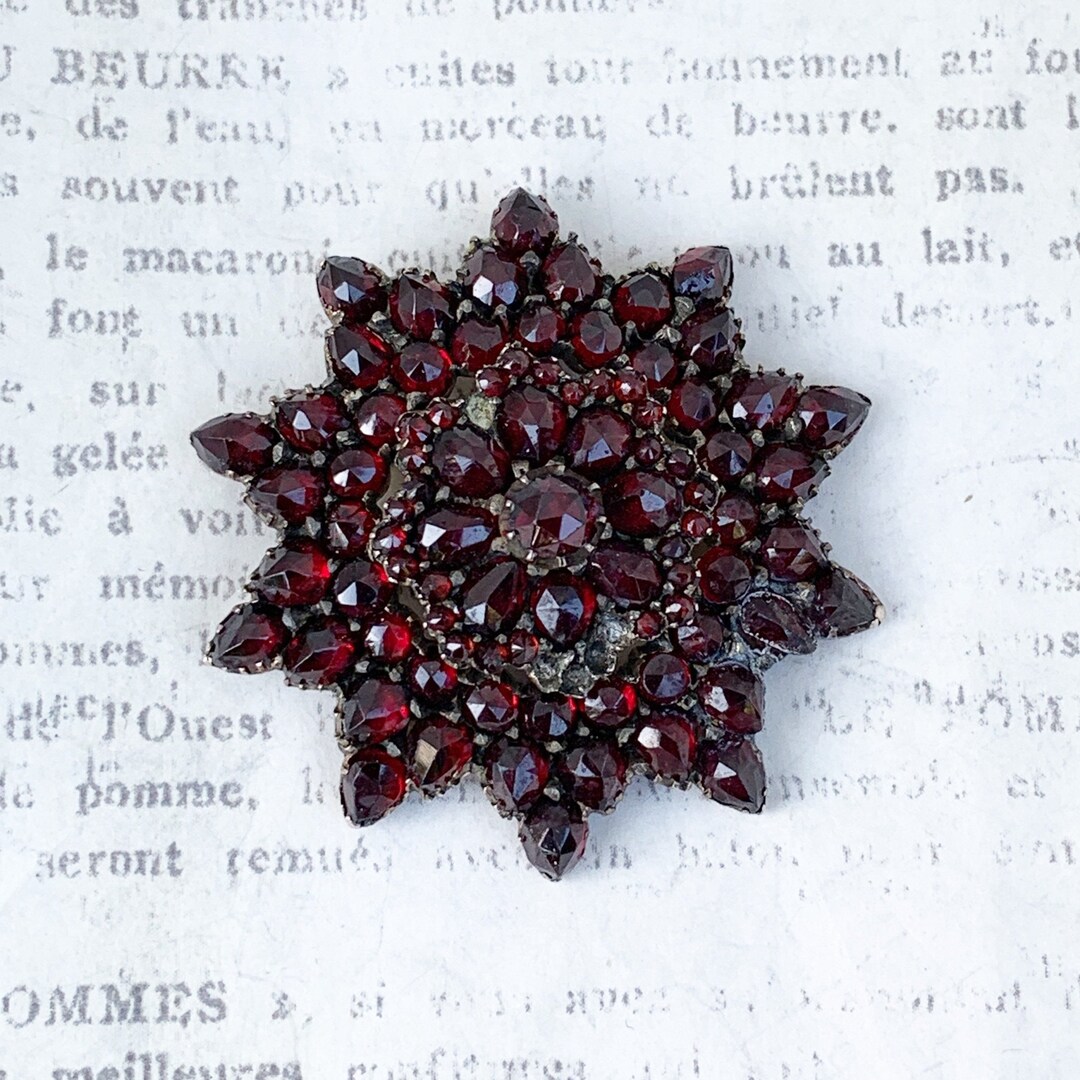 Victorian Rose Cut Garnet Cluster Brooch | Rose Cut Flower Garnet ...