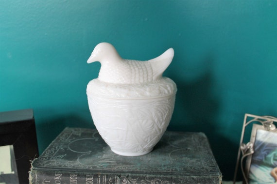 Vintage AVON Milk Glass Nesting Dove Trinket Jar 2 Available - Etsy