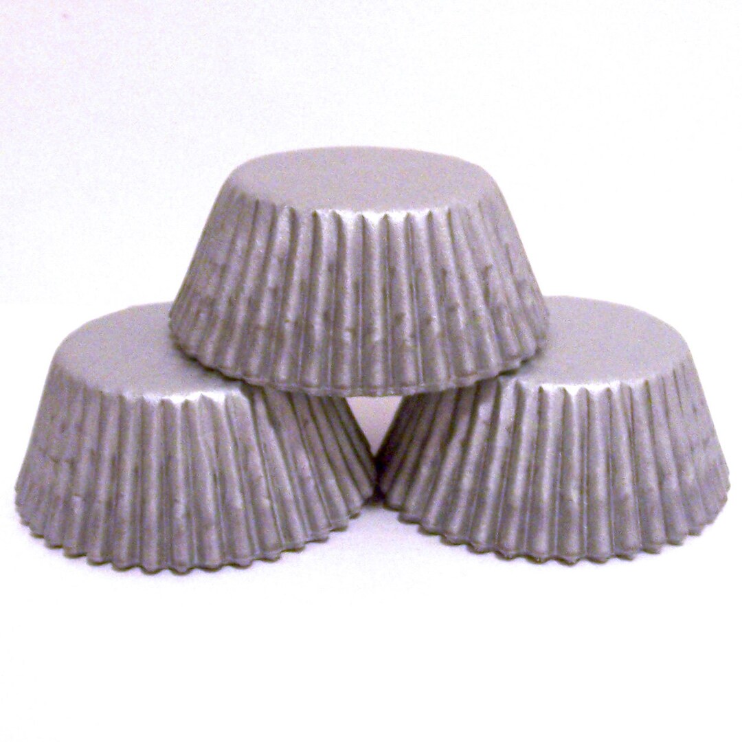 Mini Silver Paper Baking Cups- Candy Liners- Choose Set of 50 or 100 - Etsy