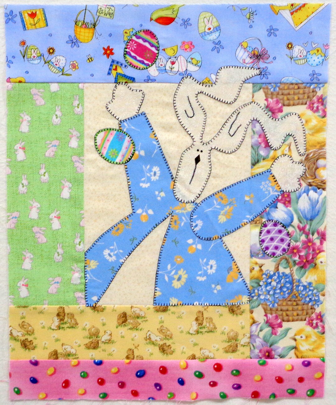 Easter Bunny Appliqued Quilt Block - Etsy