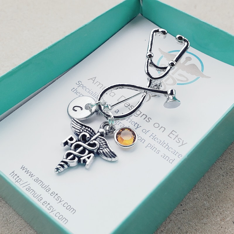 Medical Assistant Gifts - 60+ Gift Ideas for 2025