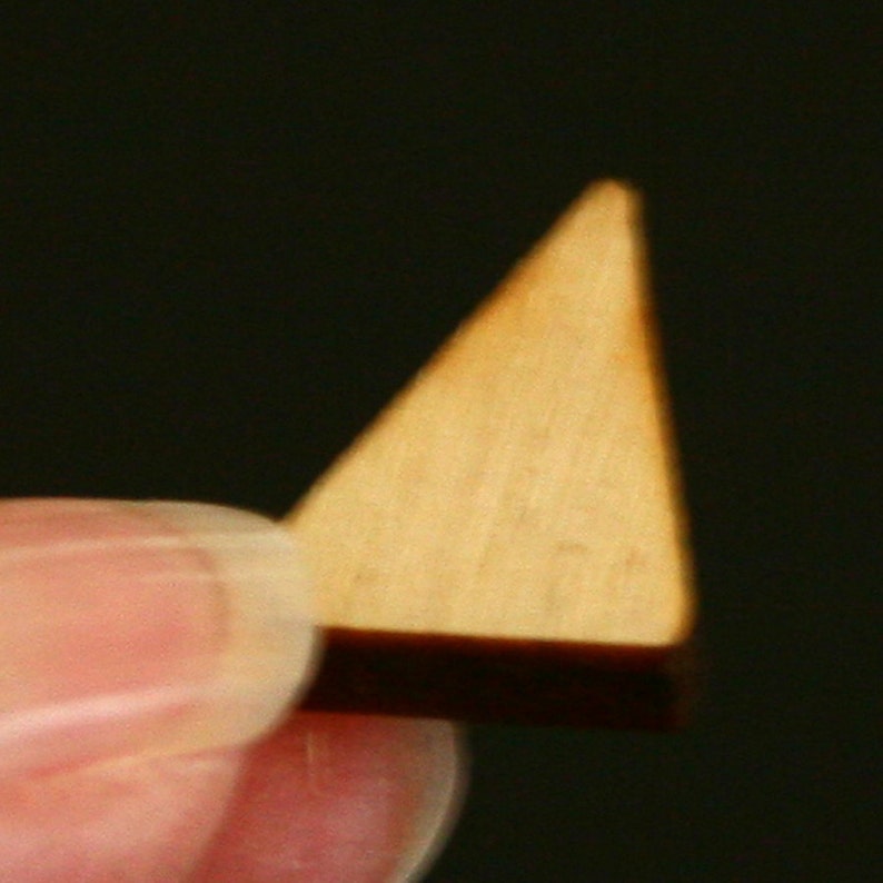 Unfinished Wood Triangle - 3/4 Inches Tall by 1/2 Inch Wide and 1/8 ...