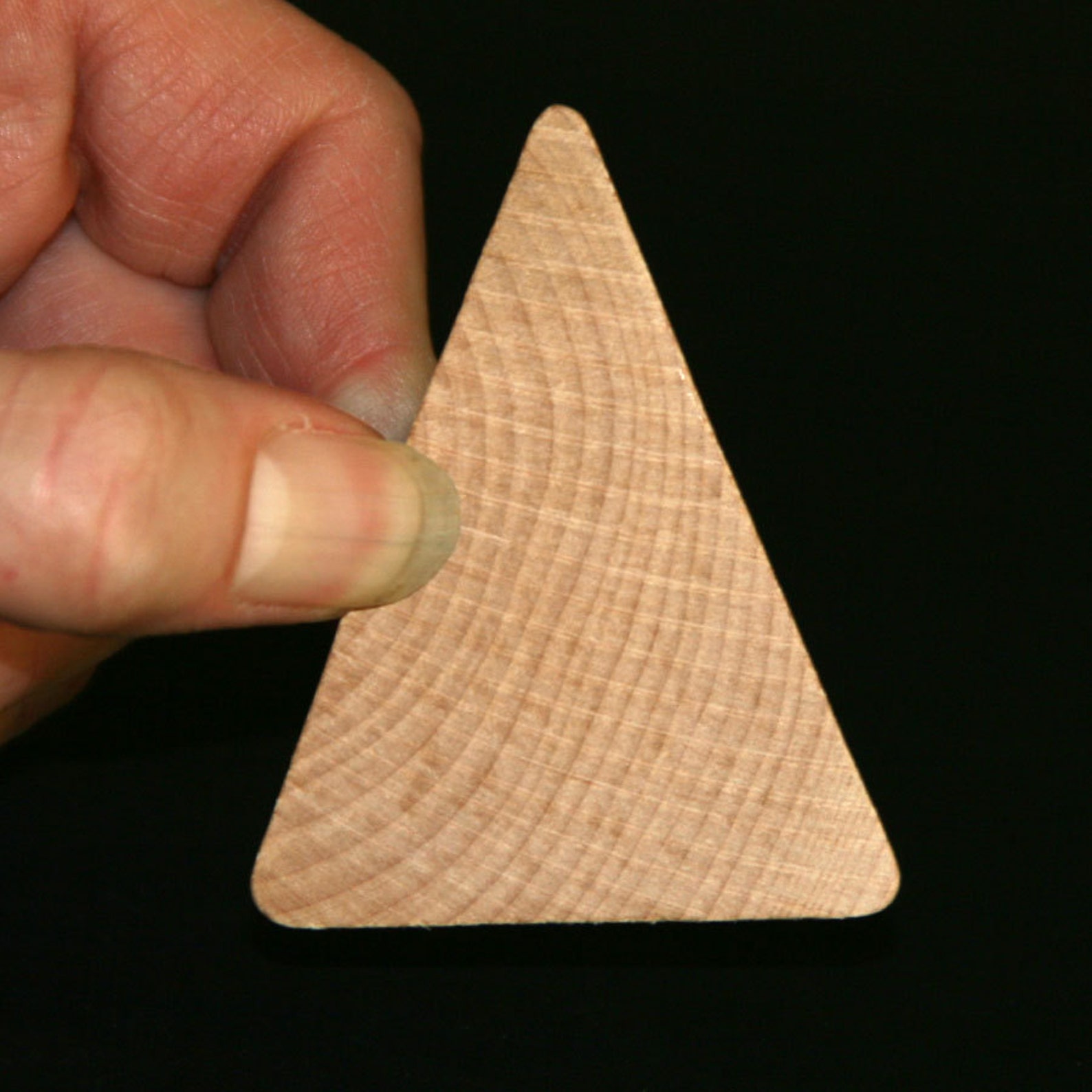 Unfinished Wood Triangle 2-1/2 Inches Tall by 2 Inches Wide and 1/4 ...