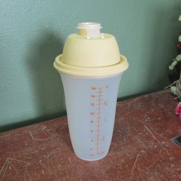Tupperware Shaker - Etsy