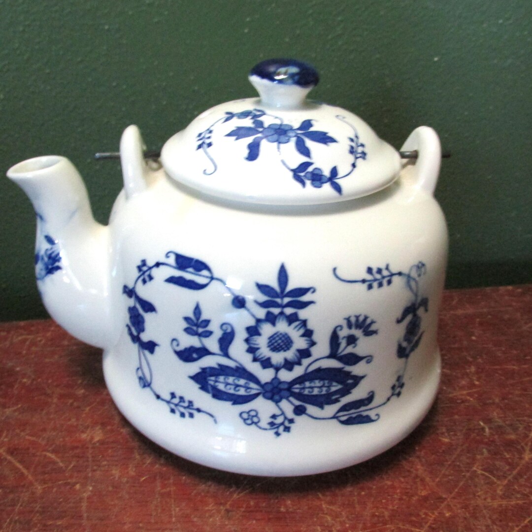 Teapot Blue Onion Design Vintage Tea Maker - Etsy