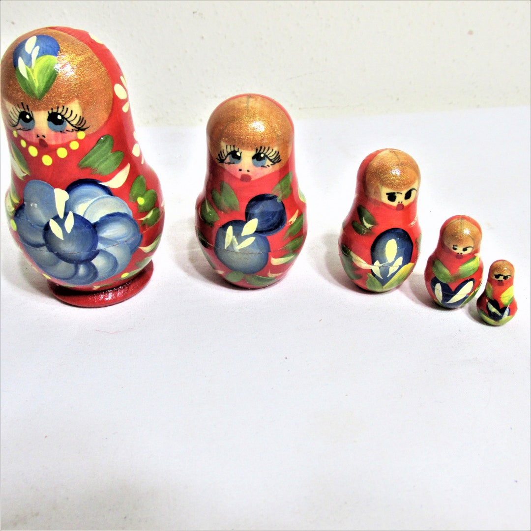 Nesting Dolls Vintage Russian Wood Matryoshka Set of 5 - Etsy