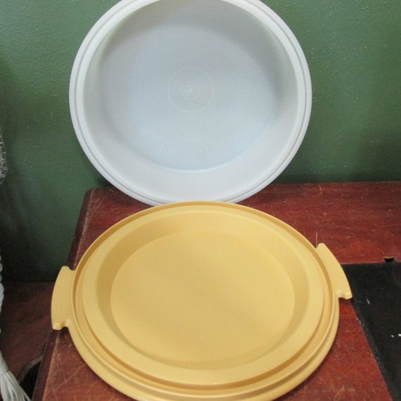 Home & Living Kitchen & Dining Kitchen Storage Tupperware Round Cake ...