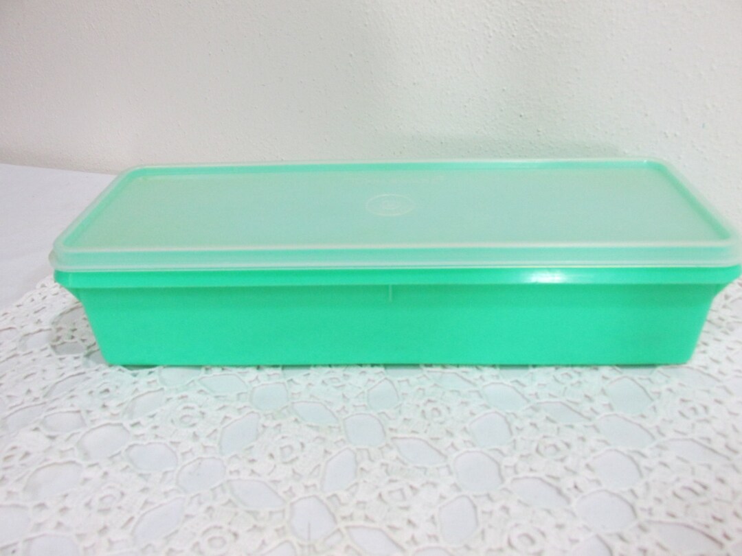 Tupperware Celery Container Vintage Thin Stor 892 - Etsy