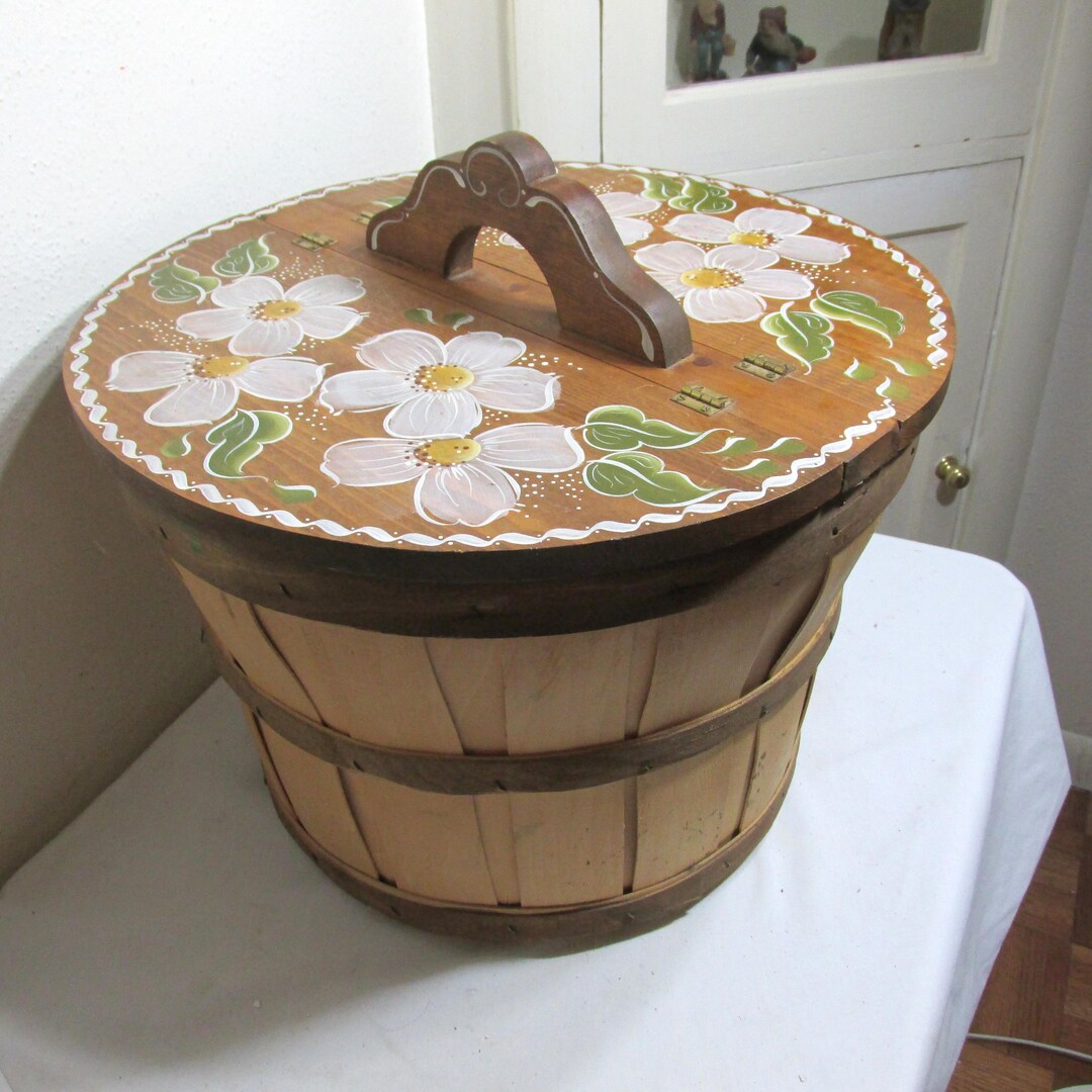 Half Bushel Basket Vintage Wood Double Hinge Lid Painted Daisy - Etsy