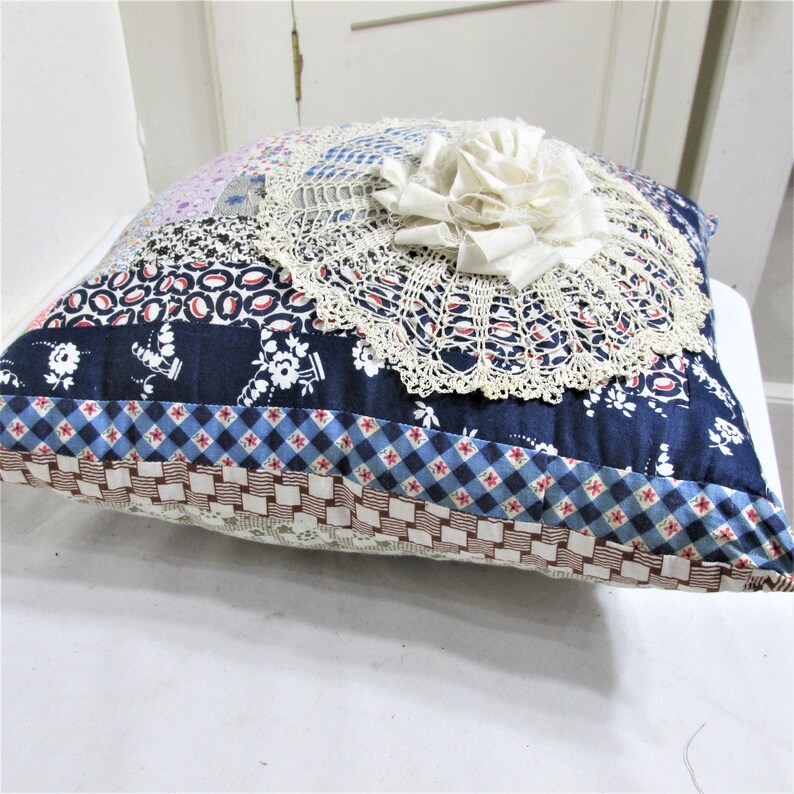 Log Cabin Decorated Pillows Using Vintage Quilt Square Choose - Etsy