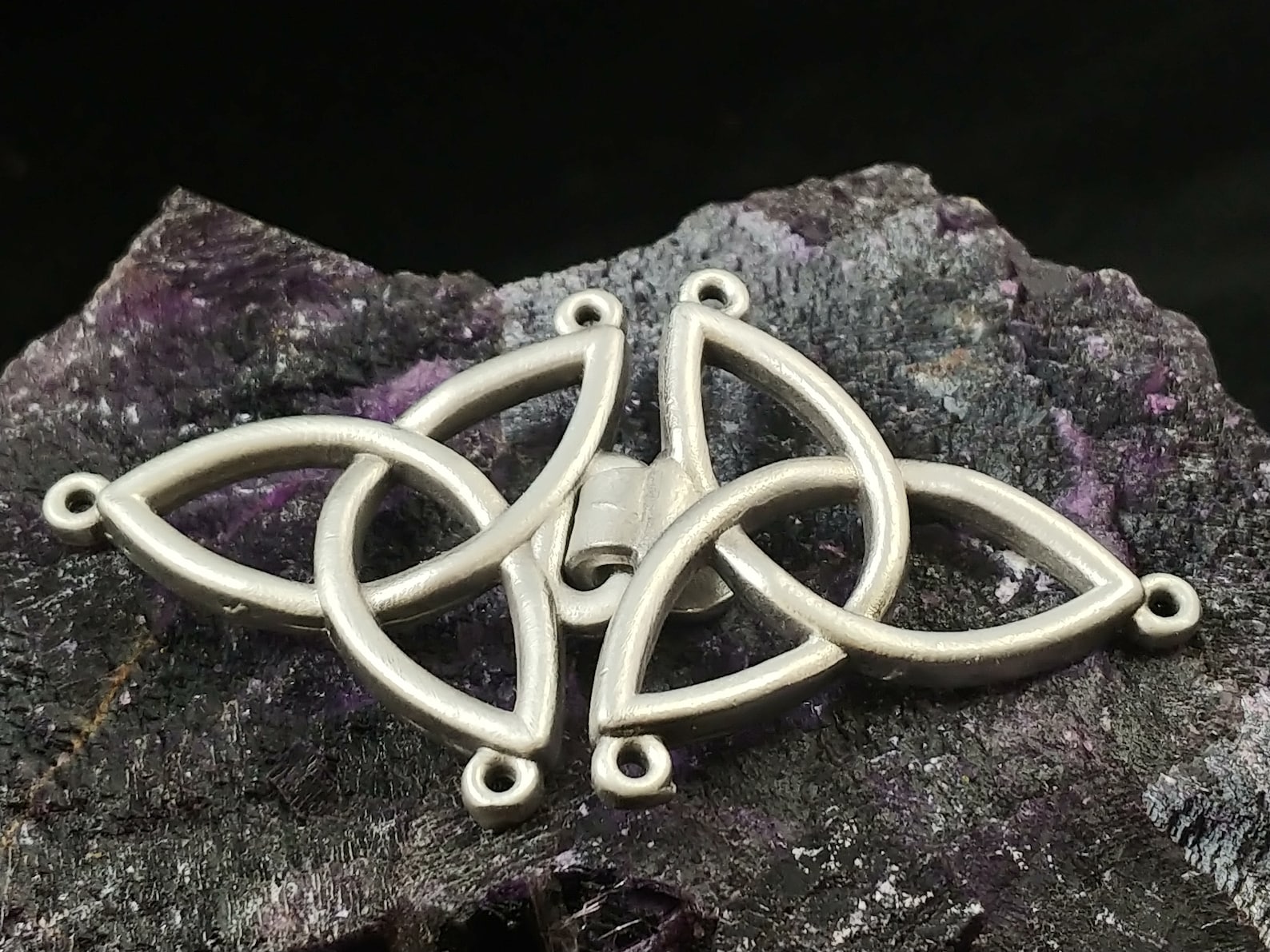 Trinity Knot Cloak Clasp-sew to Your Favorite Garment - Etsy