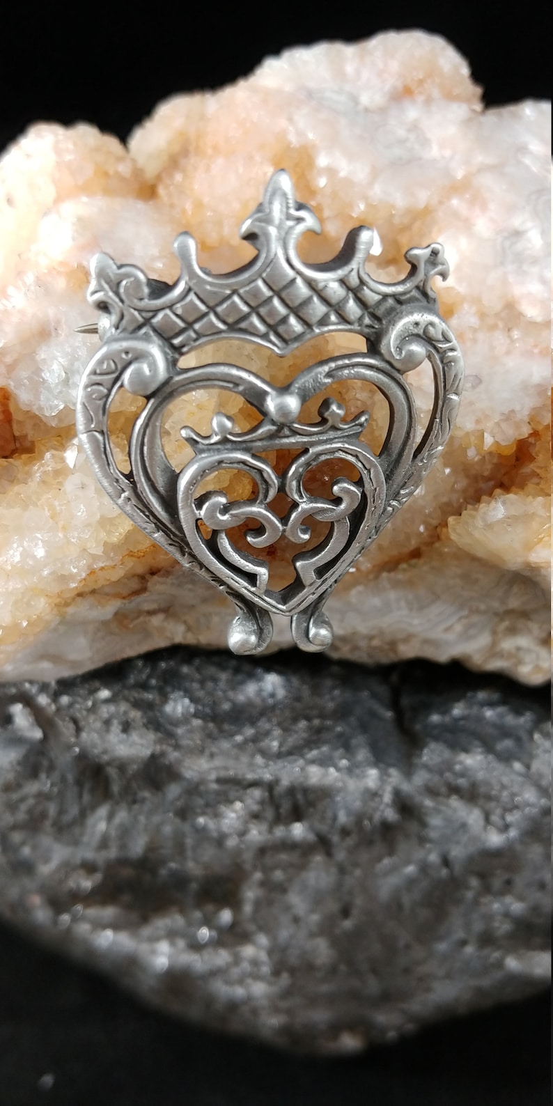 Luckenbooth Brooch - Etsy