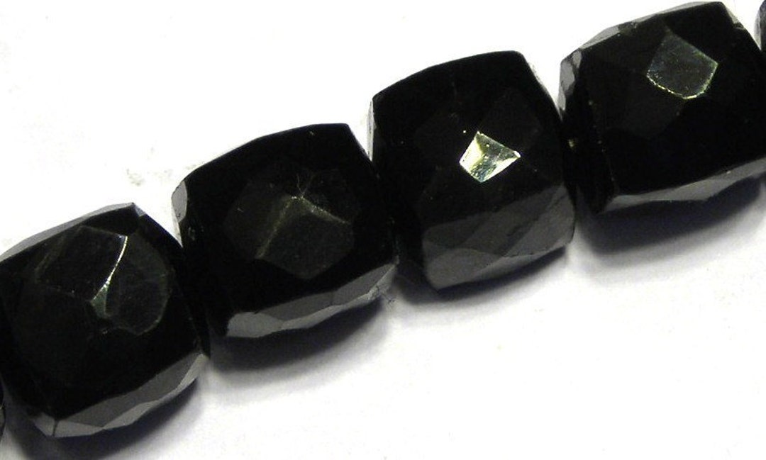 Black Spinel Faceted Cubes 4 Beads - Etsy
