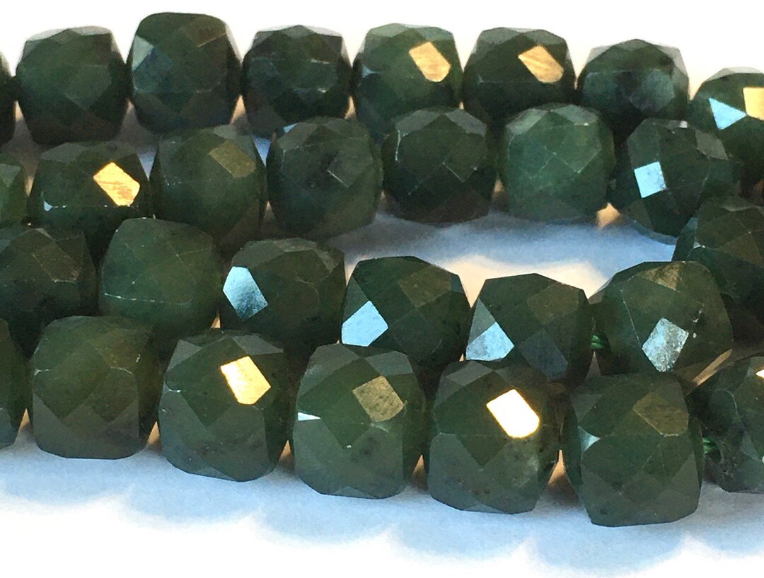 Canada JADE Faceted Cubes 4 Beads 7mm Size - Etsy