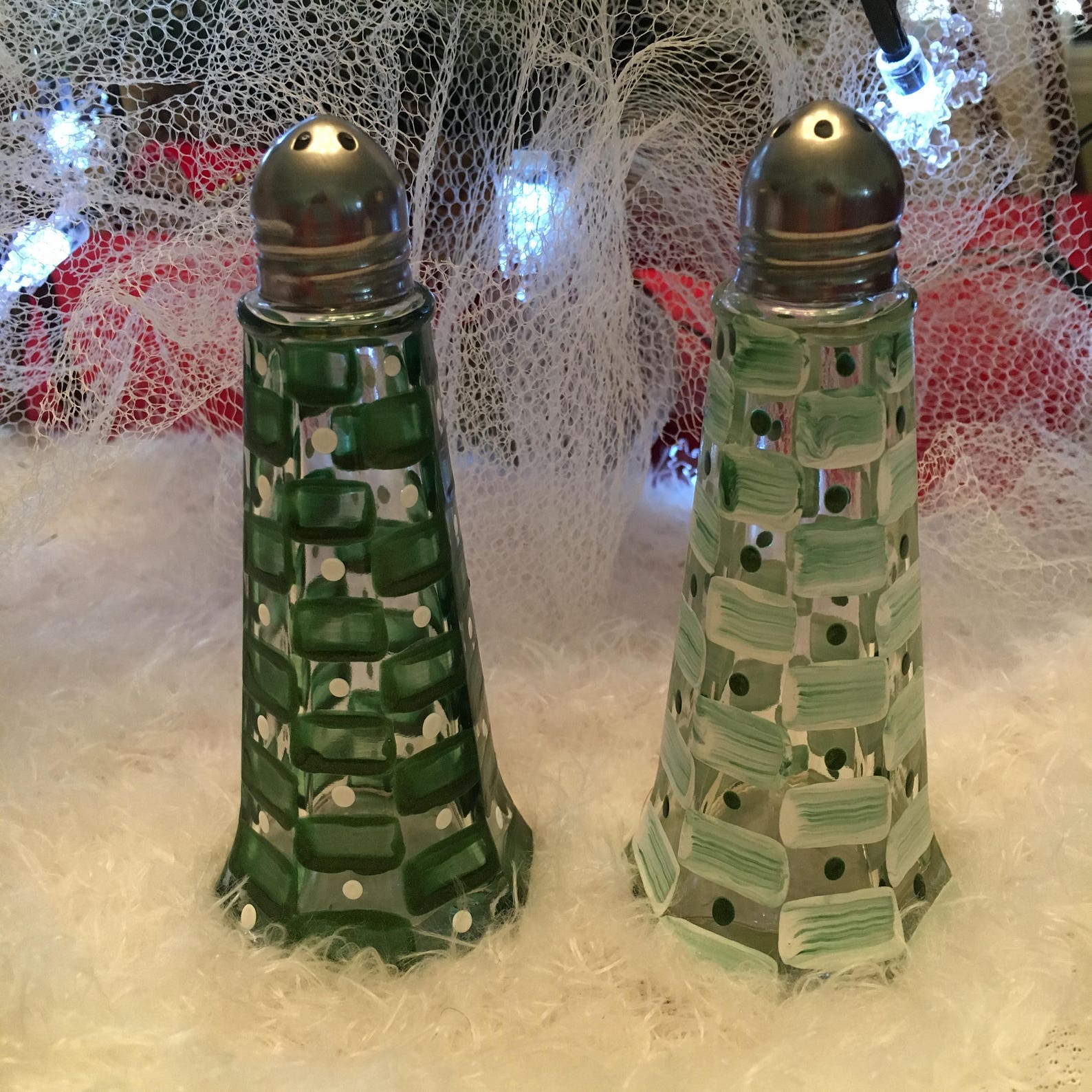Eiffel Tower Salt/pepper Shaker Pair in Shimmer Green and White Checks ...
