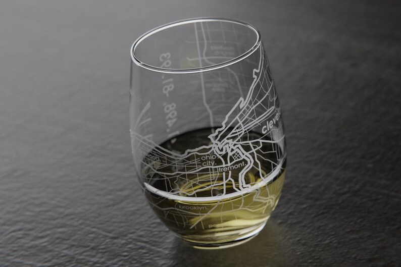 Cleveland Map Stemless Wine Glass Engraved Wine Glass 15oz - Etsy