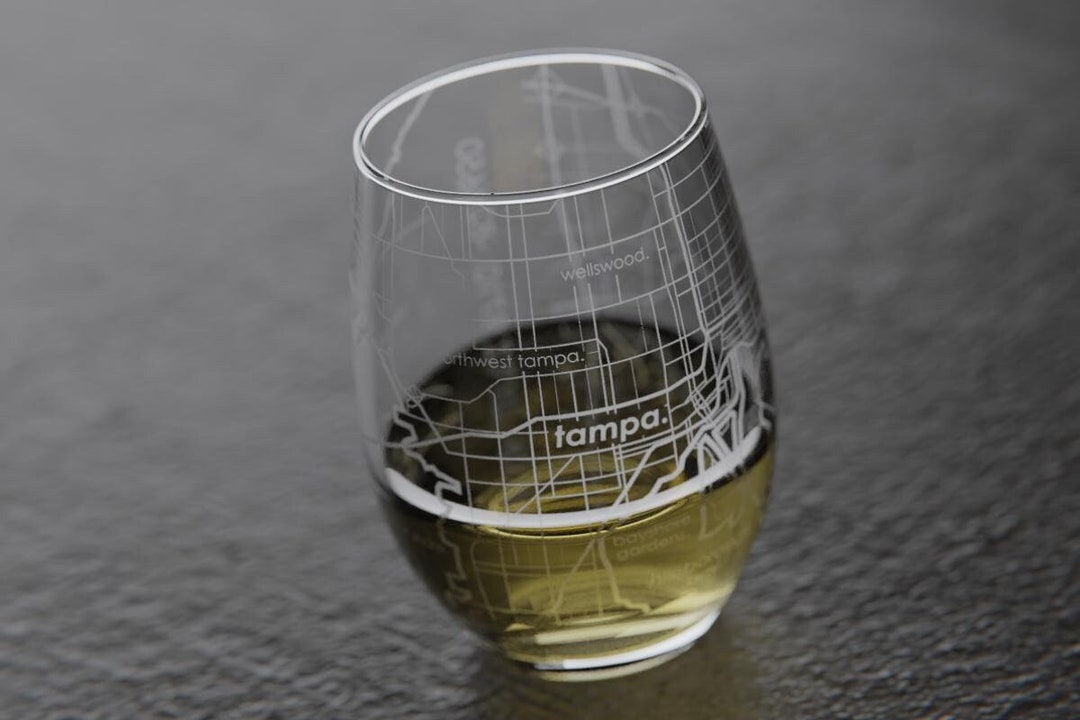 Tampa, FL Map Stemless Wine Glass | Engraved Wine Glass (15oz) | Etched ...