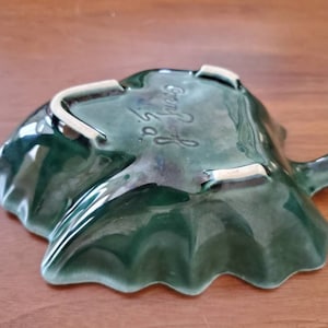 Vintage Hull Pottery Leaf Dish - Etsy