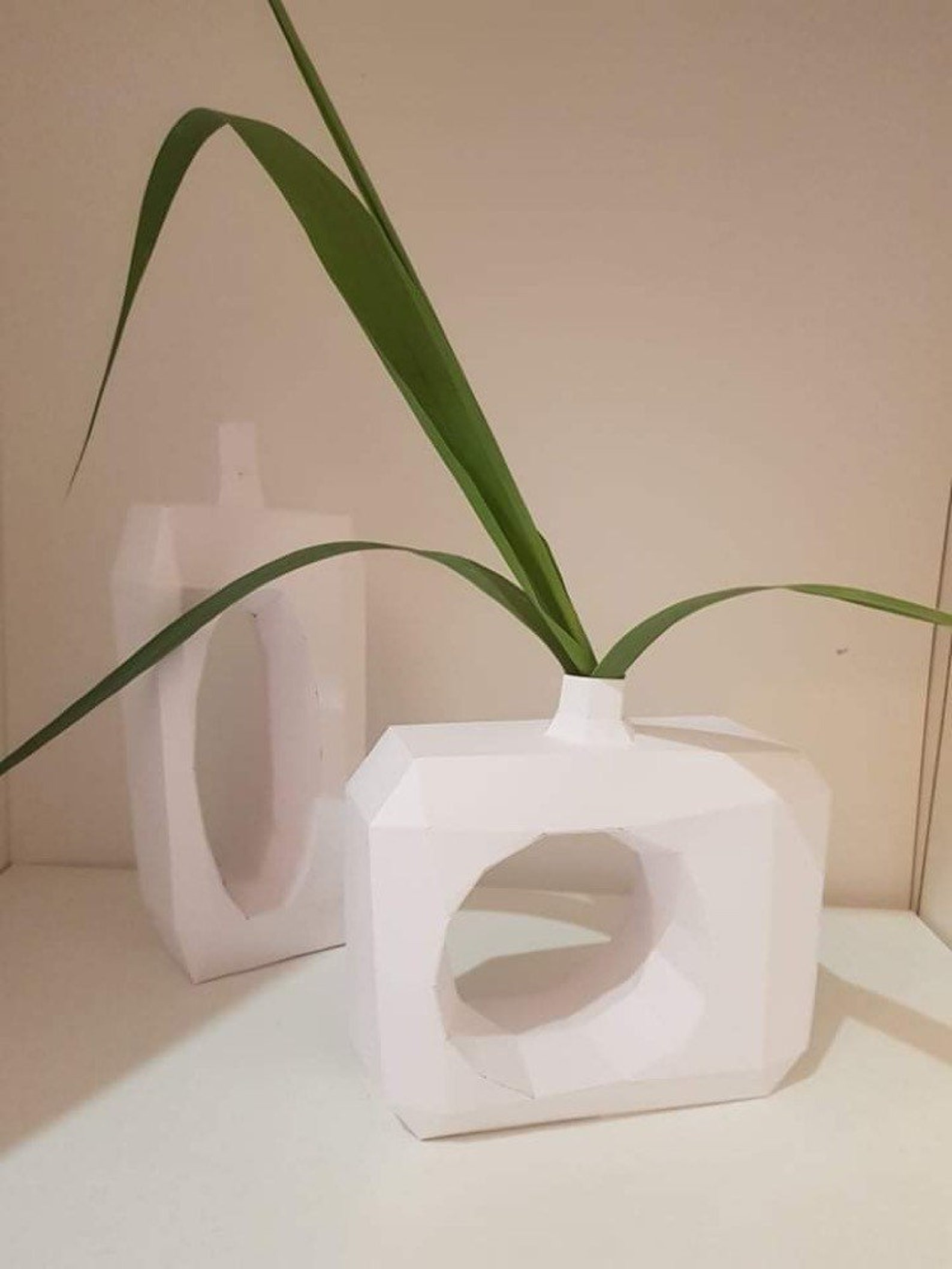 Modern Geometric Vase Papercraft Collection (PDF Template) - Etsy