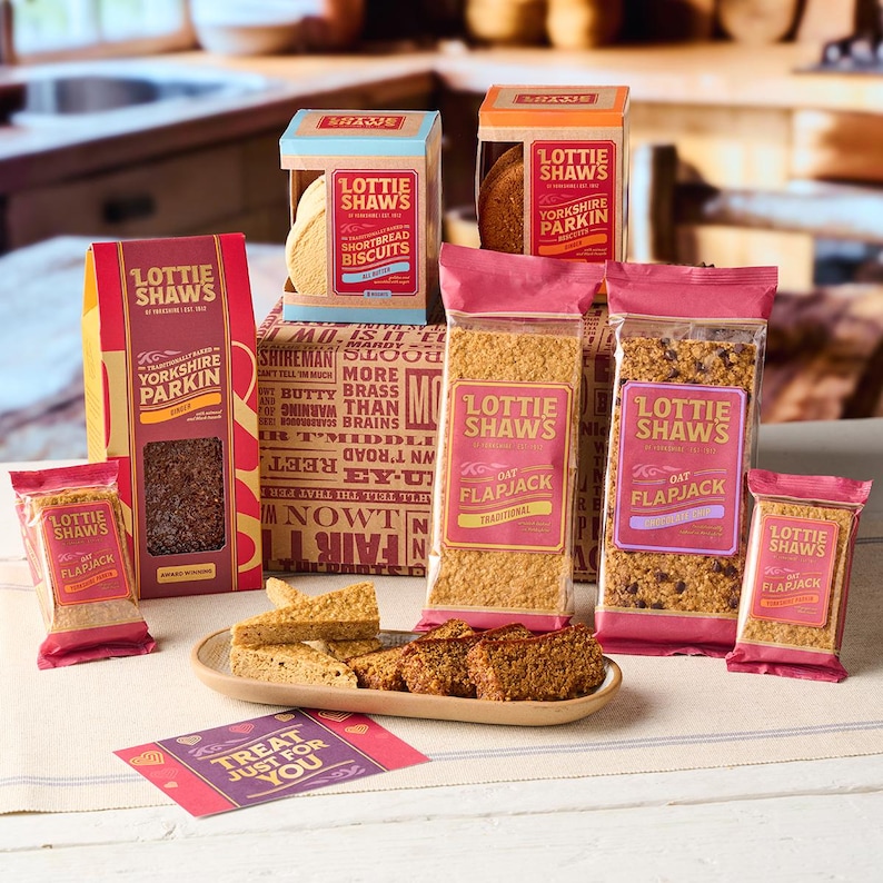 Yorkshire Treats Hamper: Parkin, Shortbread & Flapjack - Etsy UK