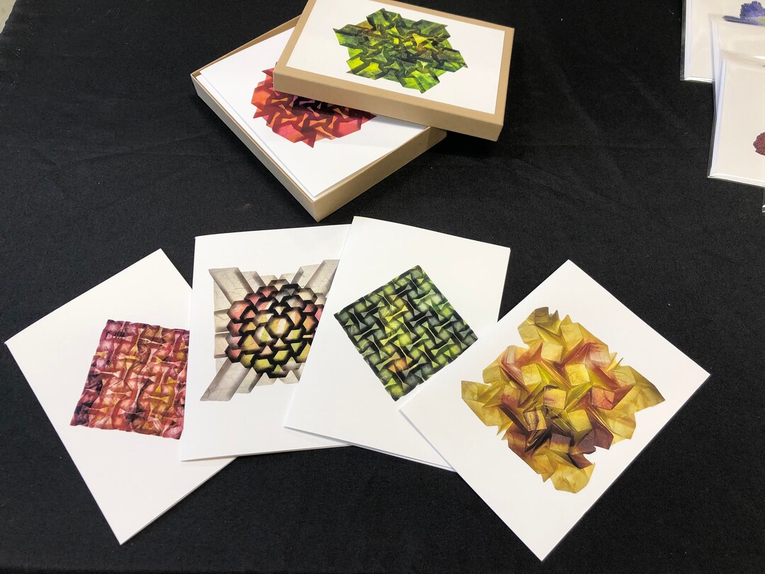 Box Set of 10 Uniques Medallion Cards - Etsy