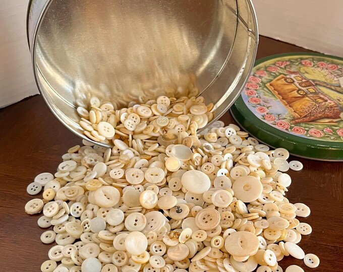 Antique Pearl Buttons in A Vintage Tin Huge Lot - Etsy