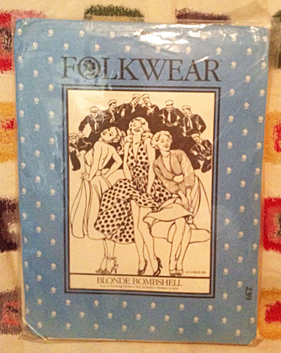 VINTAGE FOLKWEAR PATTERN Marilyn Monroe Blonde Bombshell Dress Pattern ...