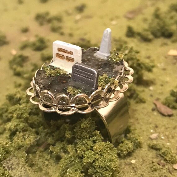 Miniature Diorama Adjustable Silvertone Cemetery Graveyard Ring "Tiny ...