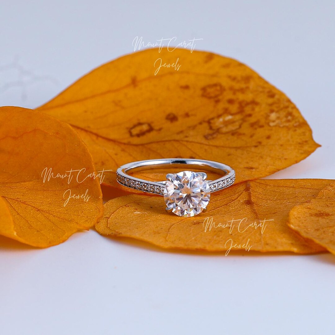 Diamond Engagement Ring / Promise Ring / Propose Ring - Round Solitaire ...