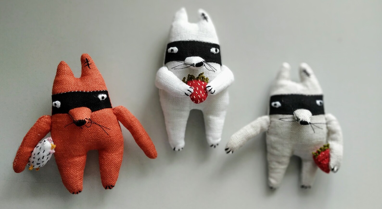 The Arctic fox. Fox. Robber with strawberry. | Etsy