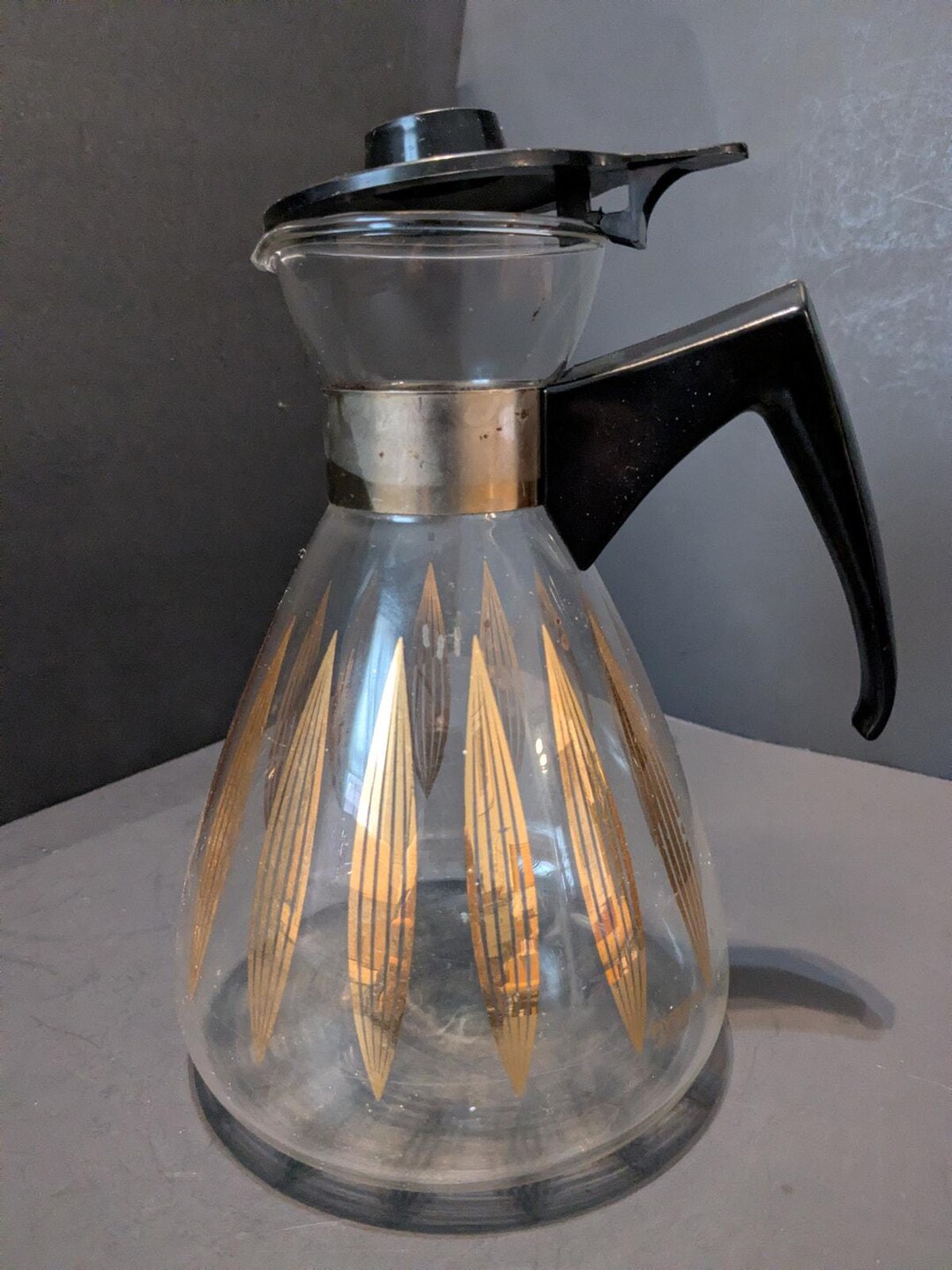 Vintage Pyrex Golden Leaf Coffee Carafe MCM Glass Pitcher With Lid 8 ...