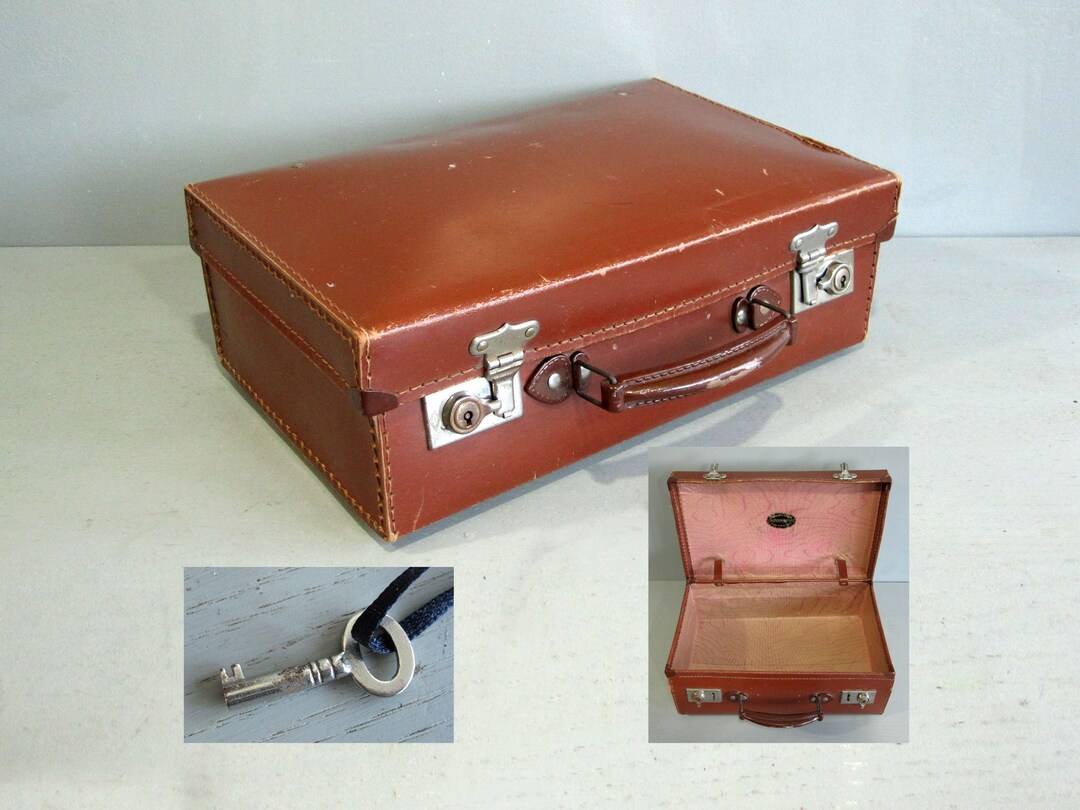 Vintage Briefcase With Key / Small Suitcase / Lockable Case - Etsy UK