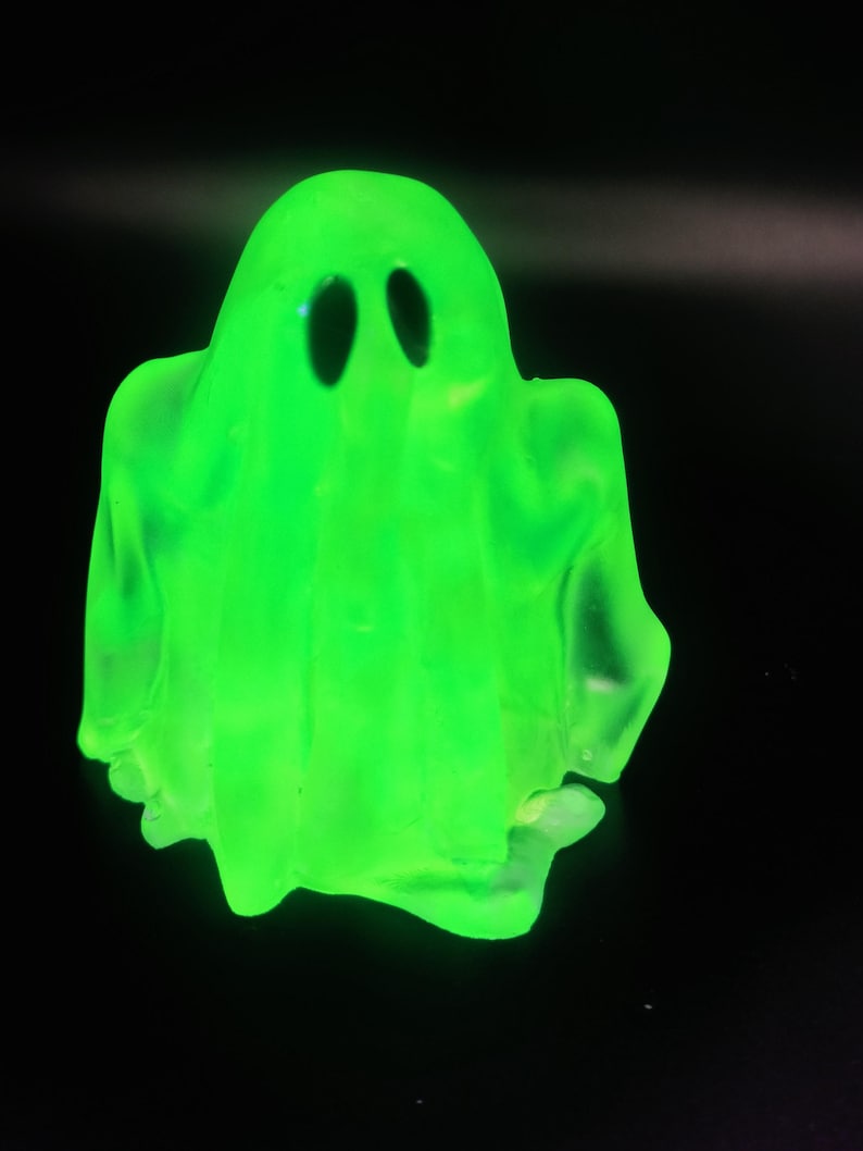 Uranium Glass Ghoul - Crushed Glass in Resin, Vaseline Glass, Czech ...