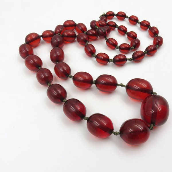 Vintage Red Bakelite - Etsy