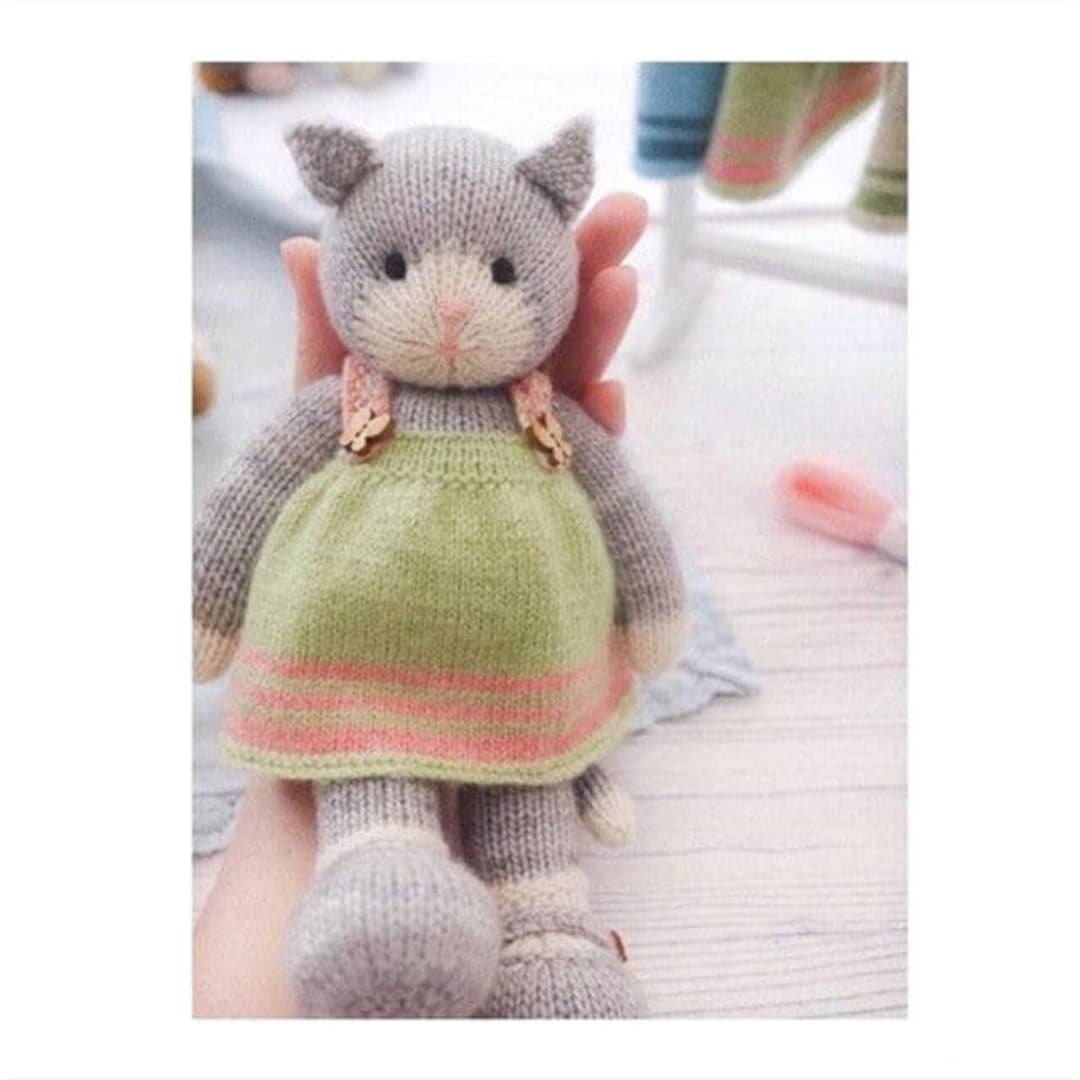 Tearoom Cat Knitting Pattern: (11”/28cm) Pinafore, Doll Clothes, Back ...