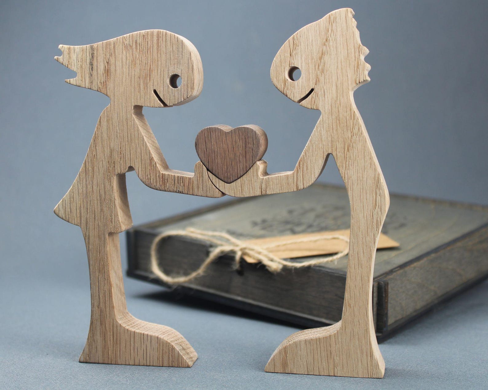 Oak Wood Couple Sculpture: Minimalist Romantic Scroll Saw Art - Etsy