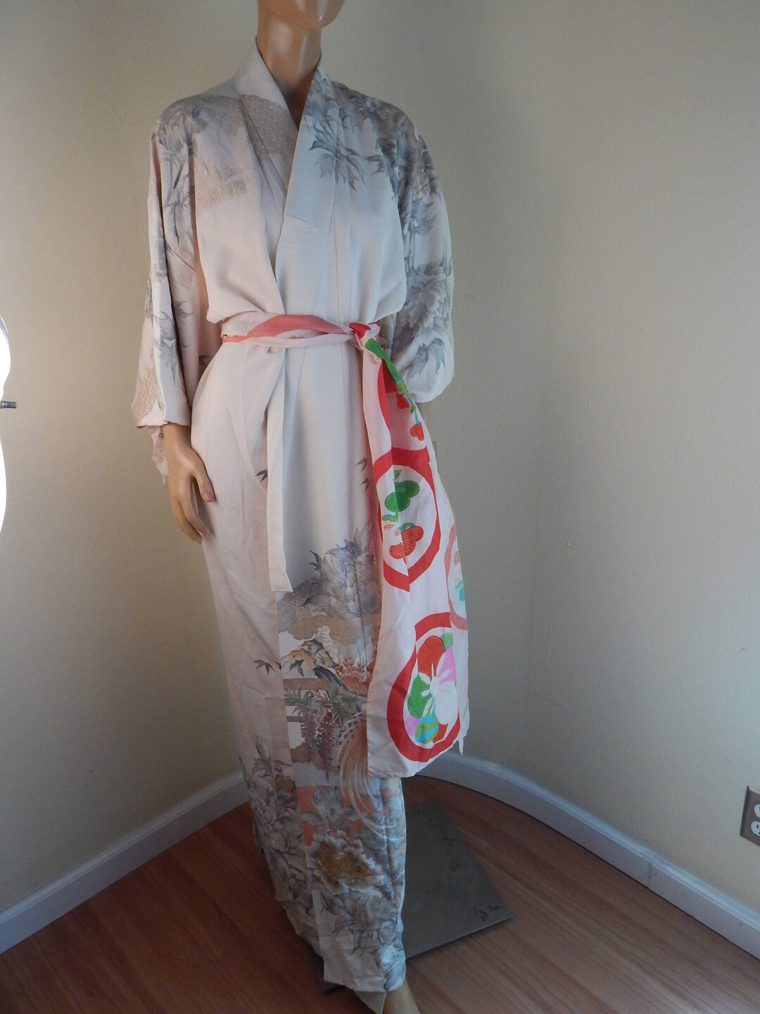 Vintage Japanese Kimono Robe, Asian Robe, Wall Art. - Etsy