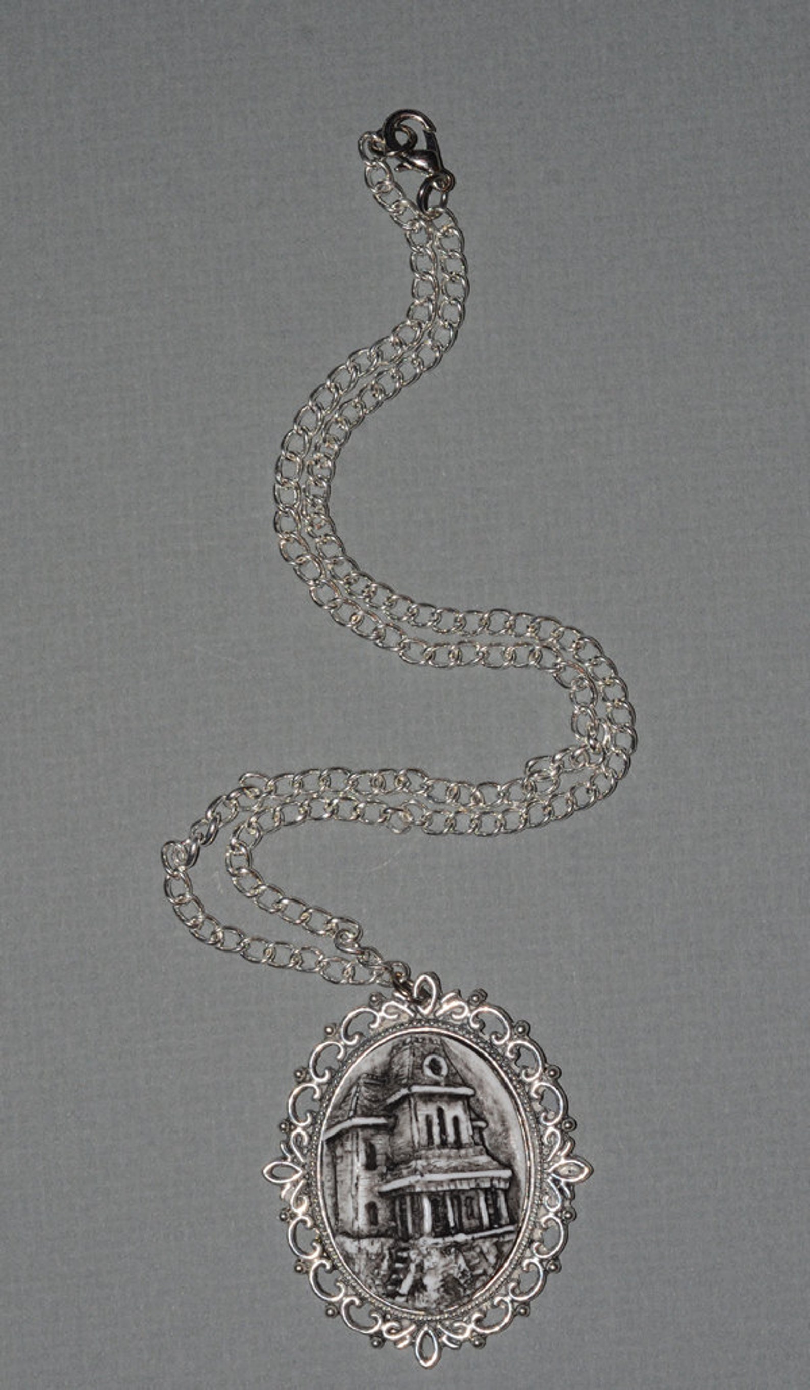 Horror Necklace - Halloween Jewelry - Necklace- Cameo - Psycho House ...