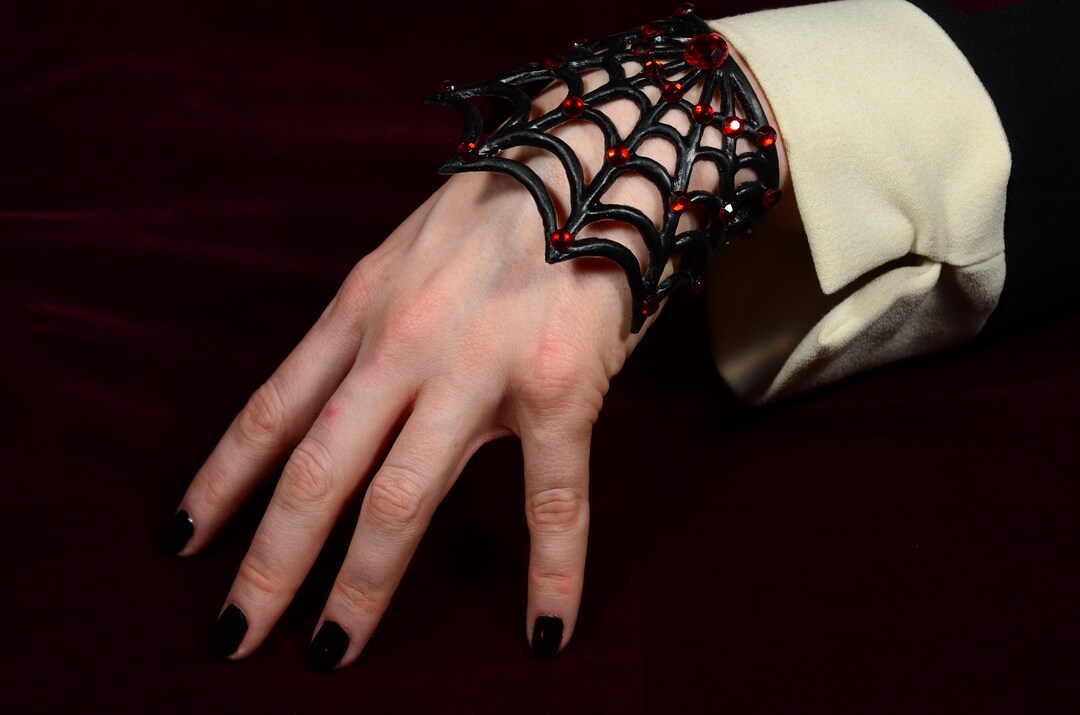 Spider Web Cuff Bracelet 1pc .. New - Etsy